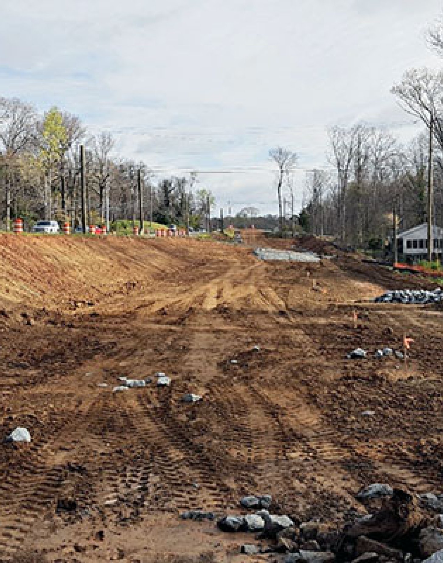 Widening a road in North Carolina - VINCI