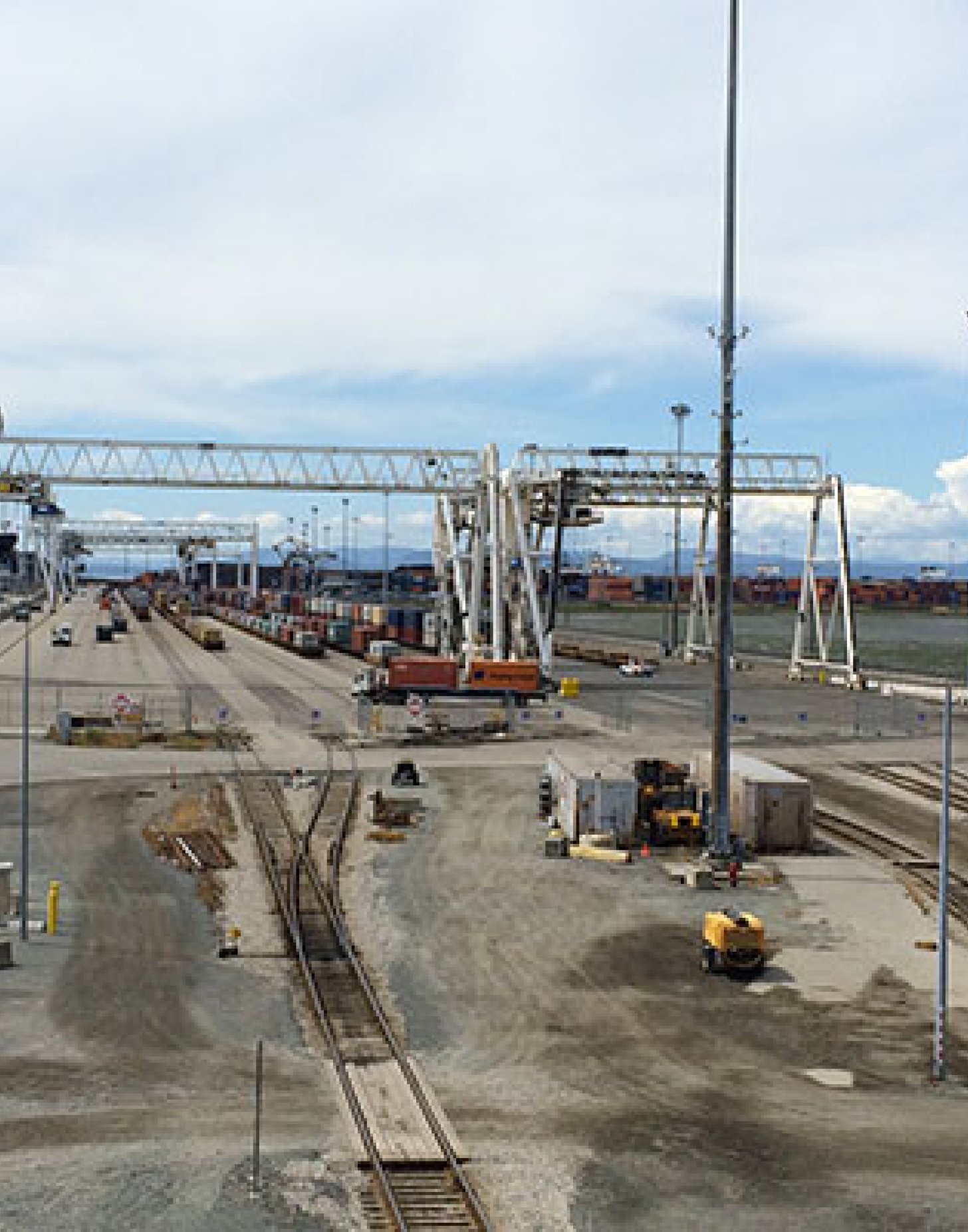 Improvements for a port terminal in Canada - VINCI